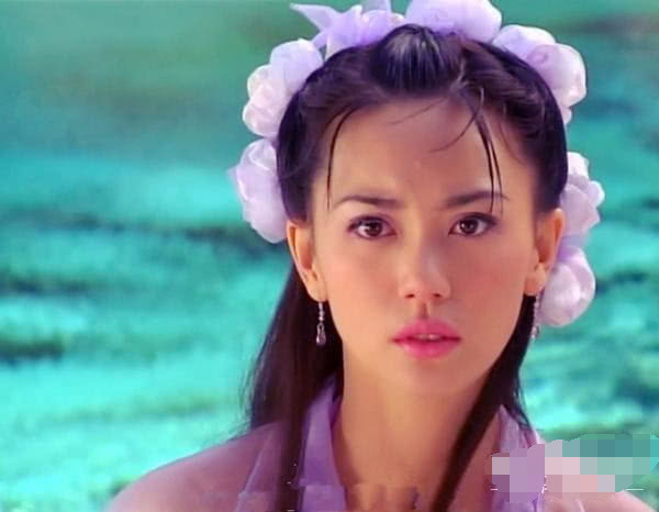 Phyllis Quek, 48, Is As Gorgeous As Ever - 8days Phyllis Quek, 48, Is As Gorgeous As Ever - 8days