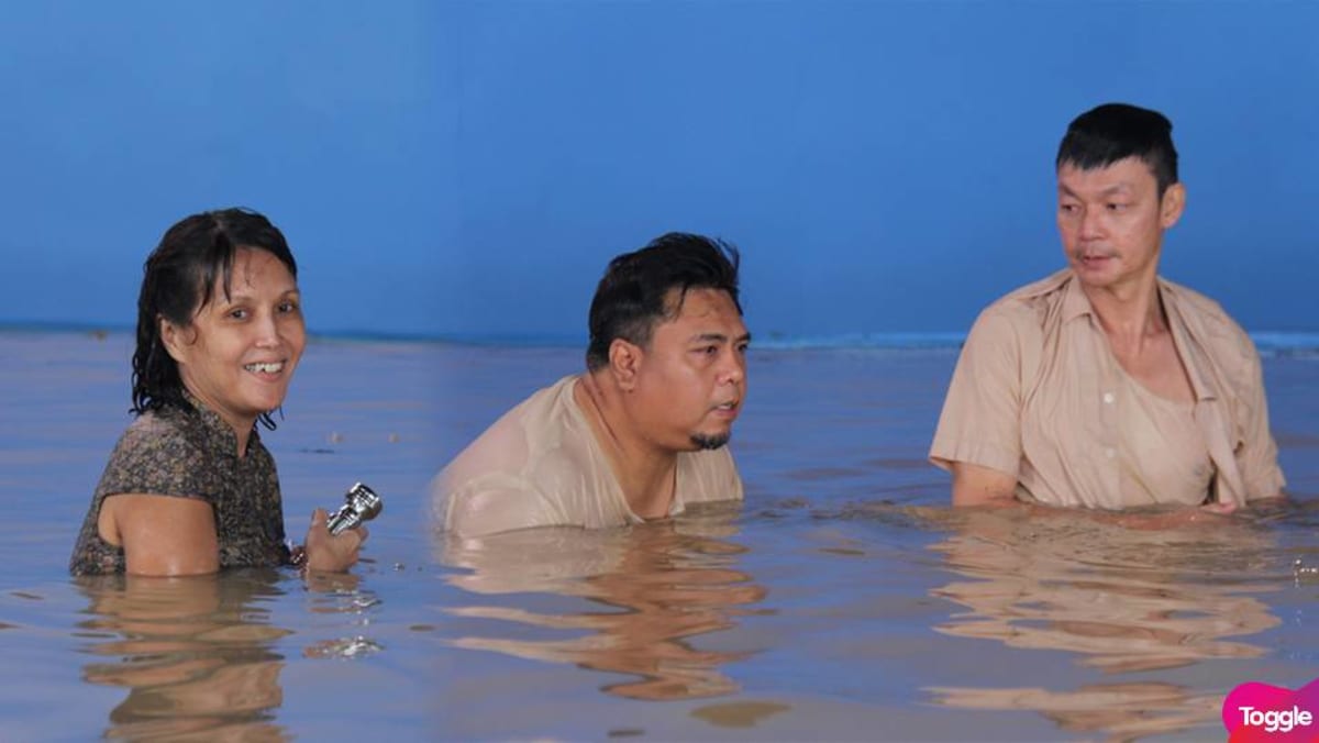 Aileen Tan chips tooth, but filming for Long Long Time Ago goes on - 8days