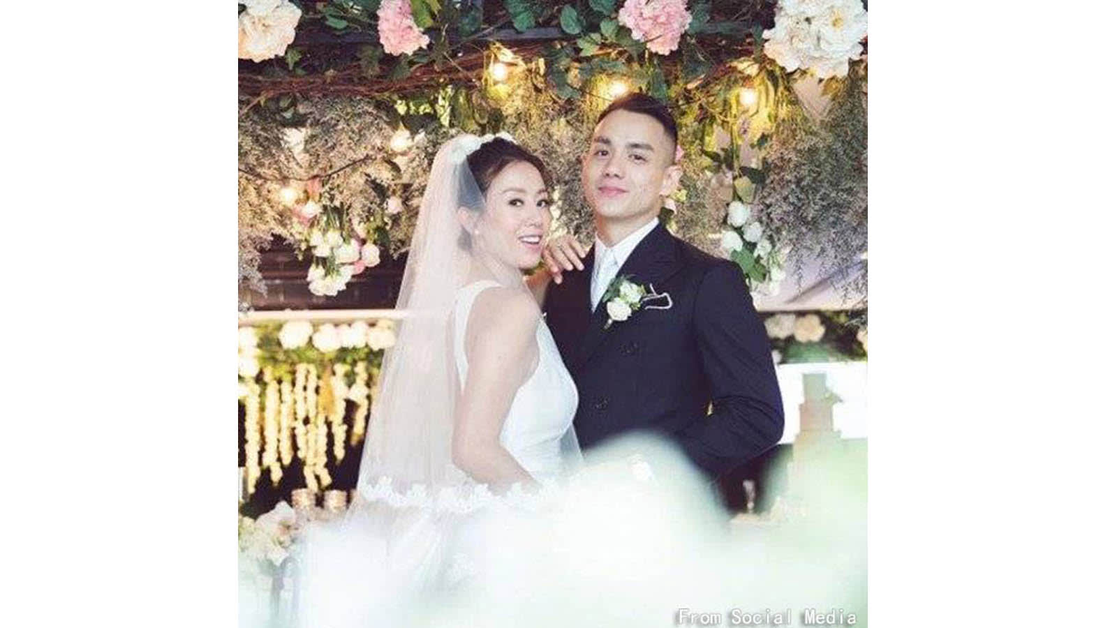 Toby Leung’s cosy wedding ceremony in pictures - 8 Days