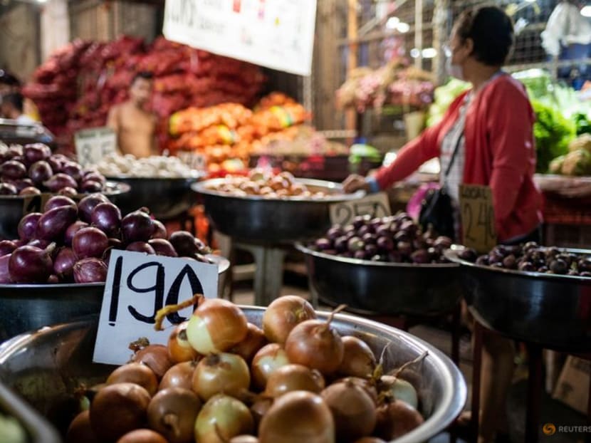Philippines inflation rate quickens for second month on rice gains - TODAY Philippines inflation rate quickens for second month on rice gains - TODAY