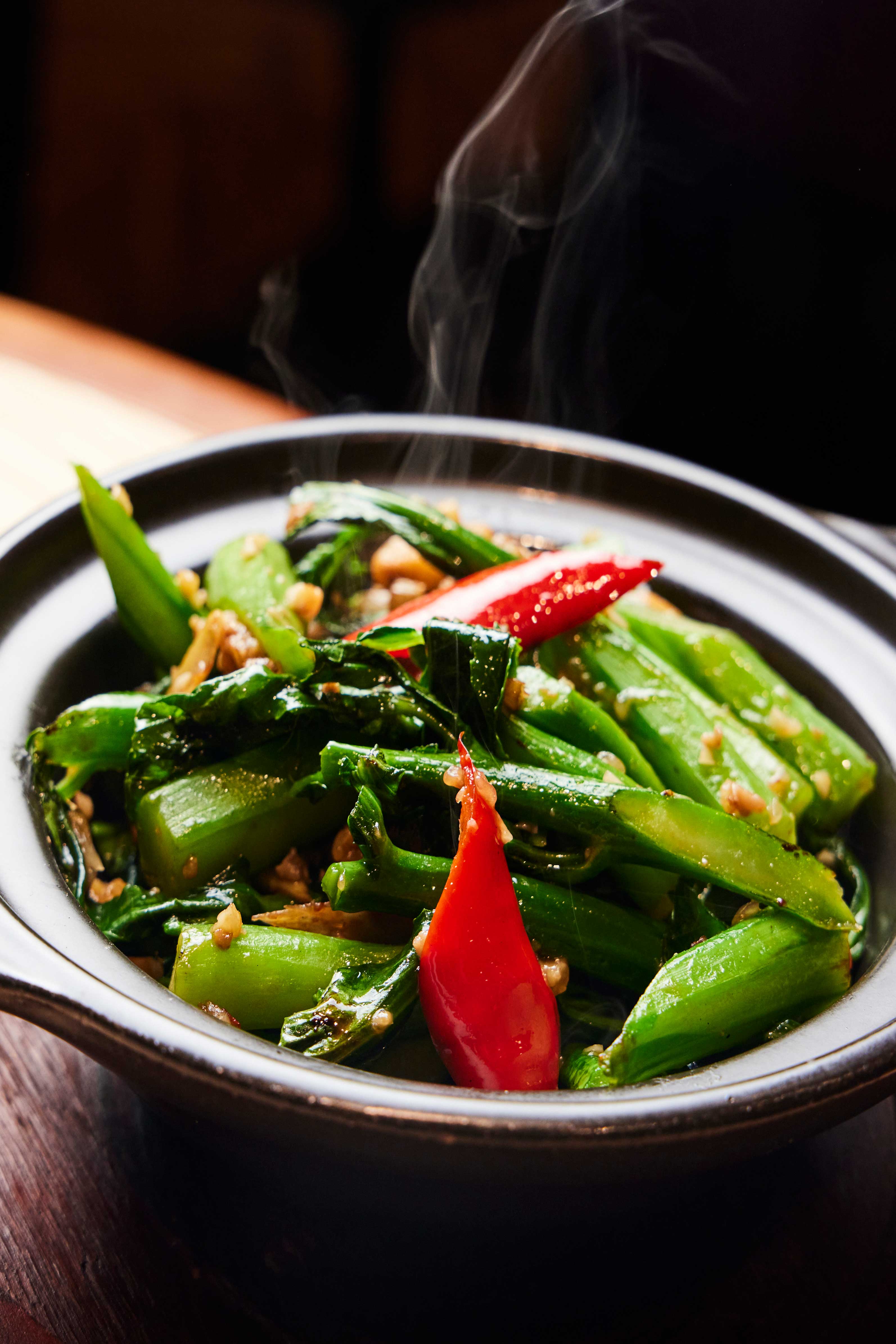 HK Zi Char Diner, Where Jay Chou Spent Thousands On Takeaway, Opens S ...