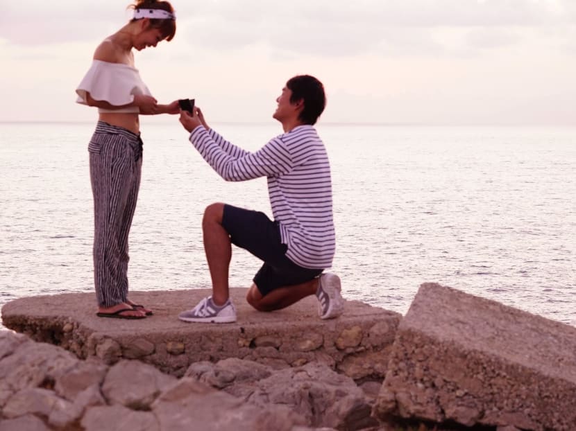 Tanglin actress Roz Pho to marry childhood sweetheart - TODAY