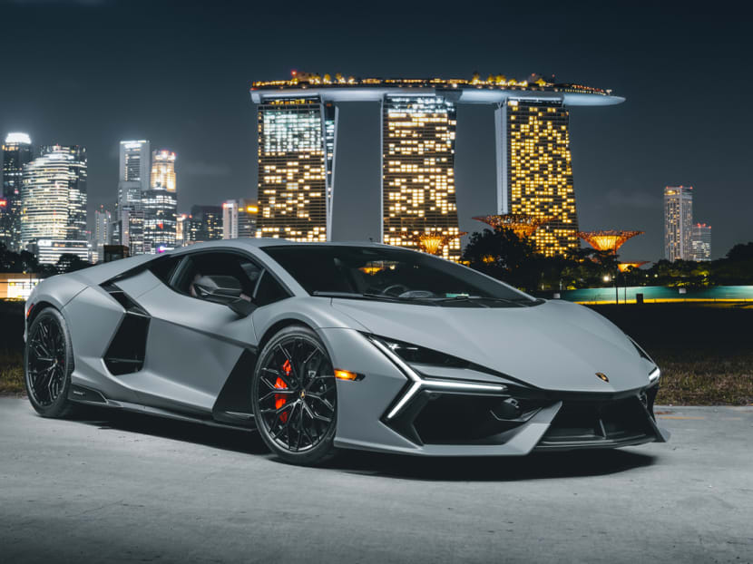 Revuelto: Lamborghini’s first High-Performance Electrified Vehicle