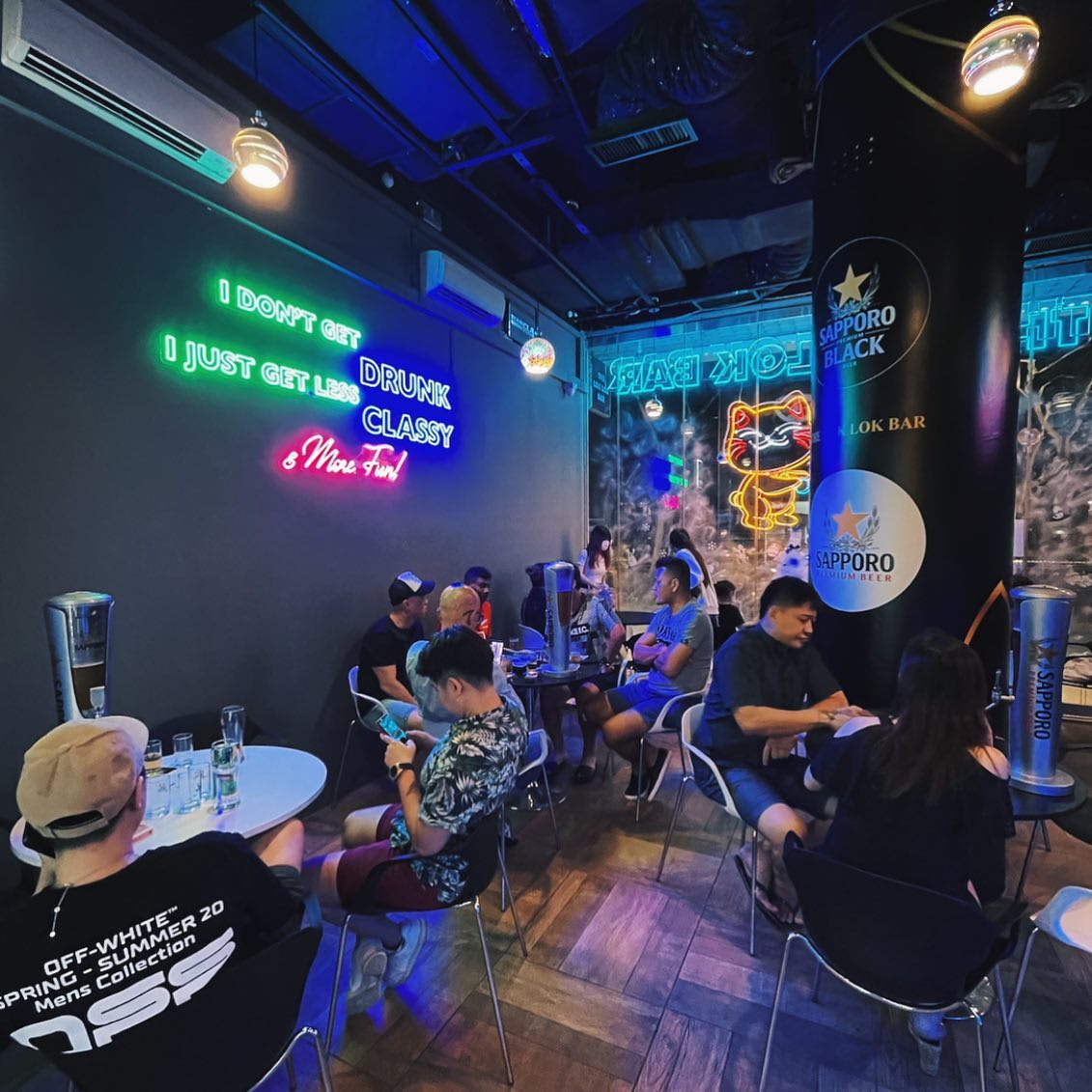 New Lok Lok Bar Sells Skewers, Seafood Pao Fan & Soju Till 11pm Daily ...