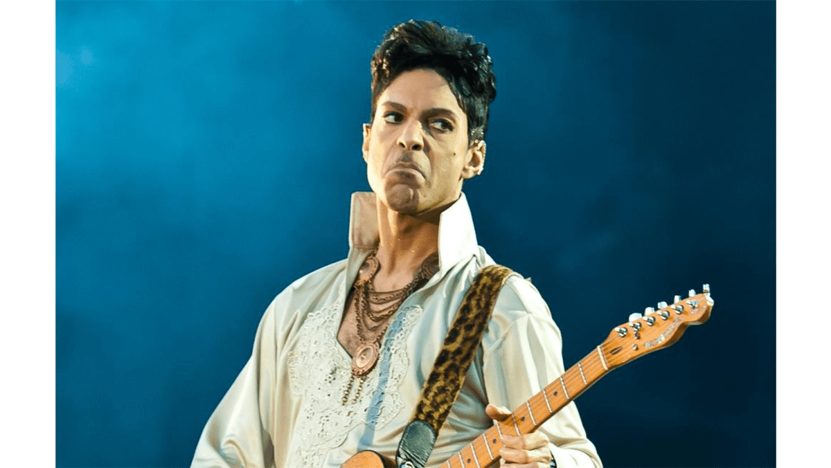 Prince had $840,000 in gold bars - 8days