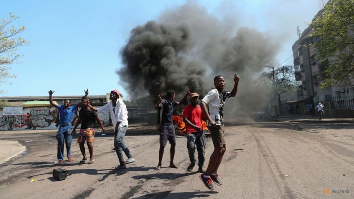 Violent protests break out in Mozambique after local elections - TODAY
