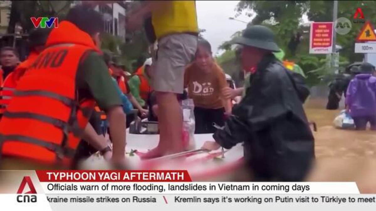 Red River in Hanoi hits highest level in 20 years: Weather officials - CNA
