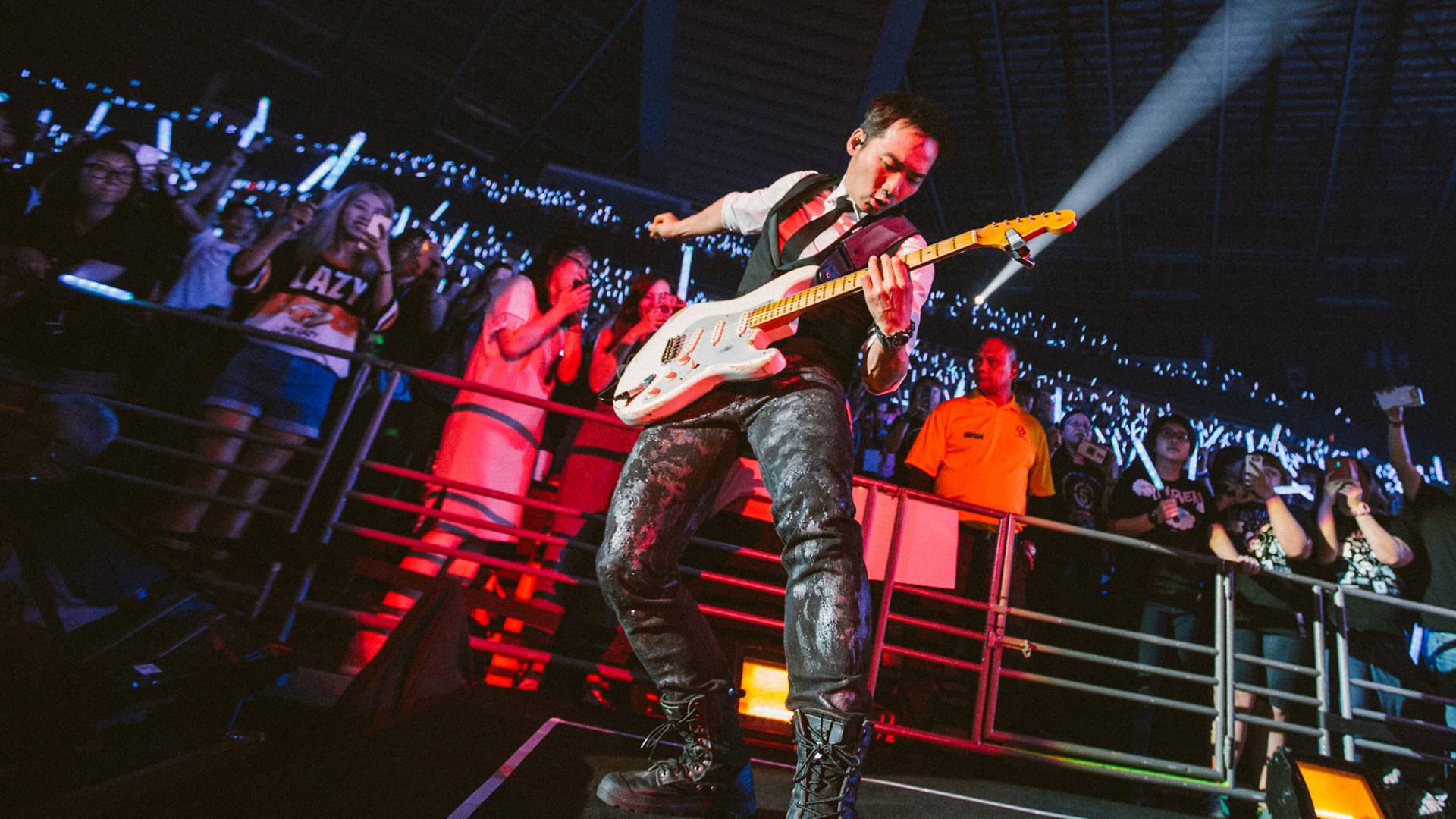 Mayday’s pandan cake infatuation - 8days