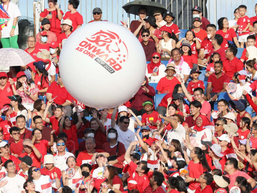 'Onward as one': S'pore celebrates 58th birthday back at the Padang ...