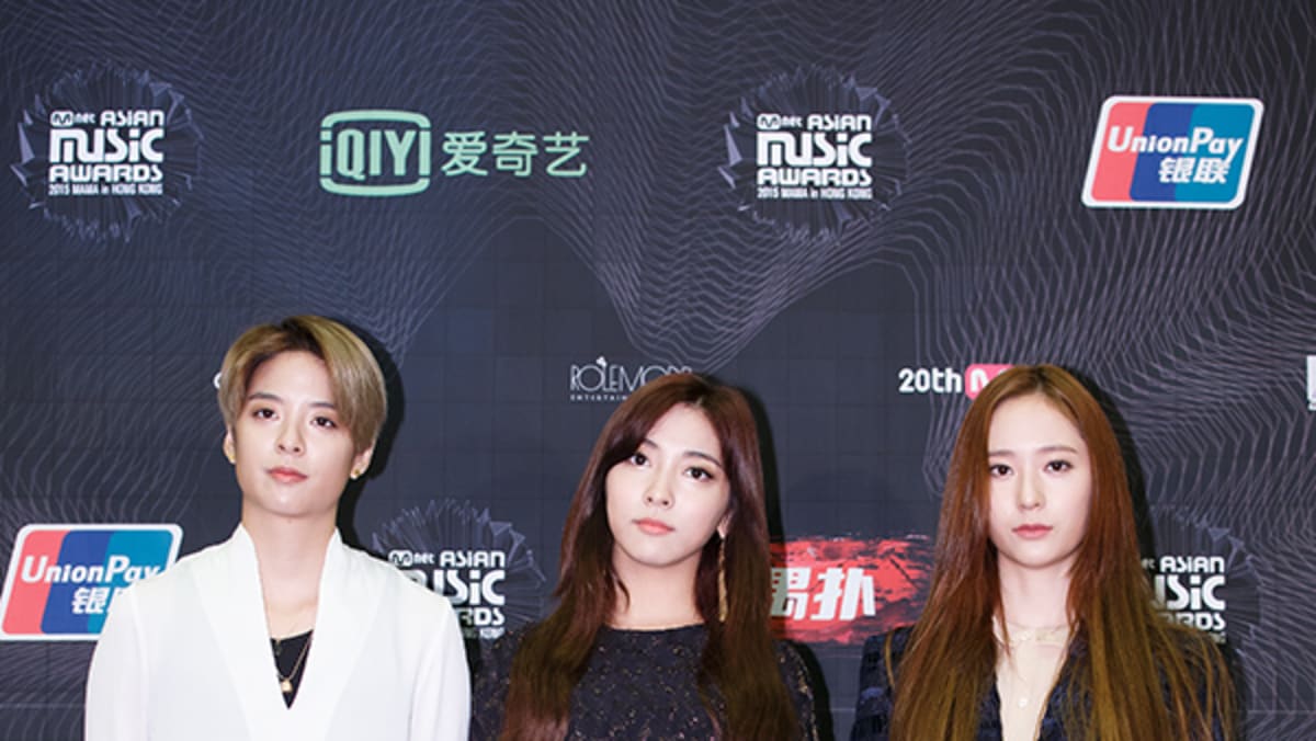 [2015 MAMA] f(x) Members Say They′re Looking Forward to Performing with Pet Shop Boys - 8days