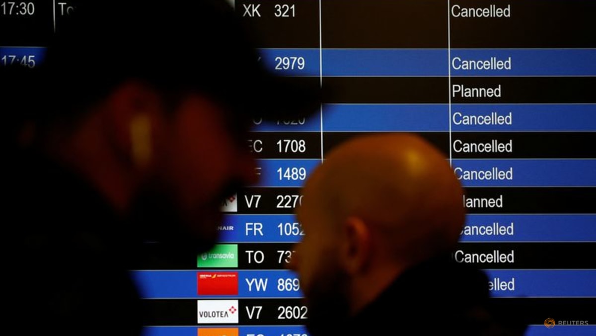 Flights in Europe disrupted by French air traffic control strike - TODAY