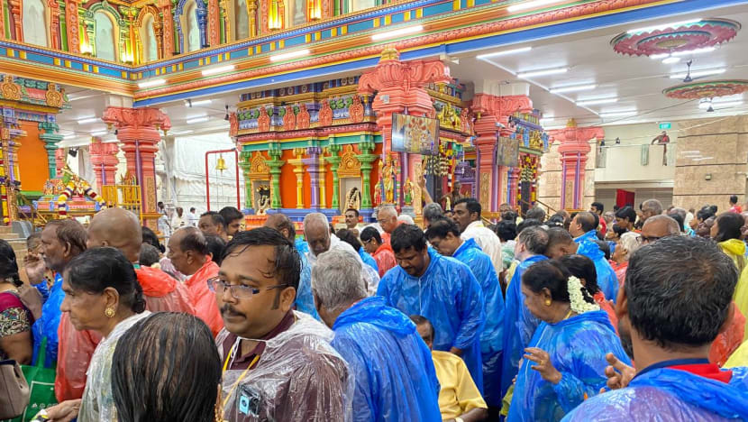 அருள்மிகு தெண்டாயுதபாணி கோயிலின் திருக்குட நன்னீராட்டு விழாவில் ...