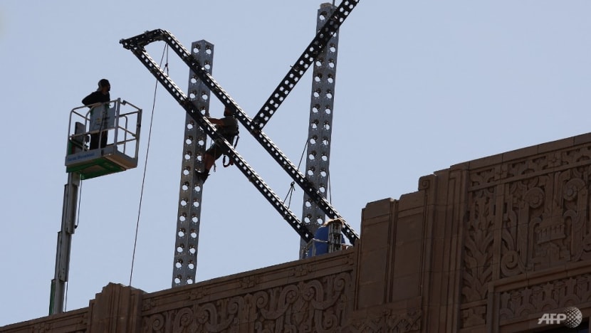 Big X Taken Down From The Twitter's HQ