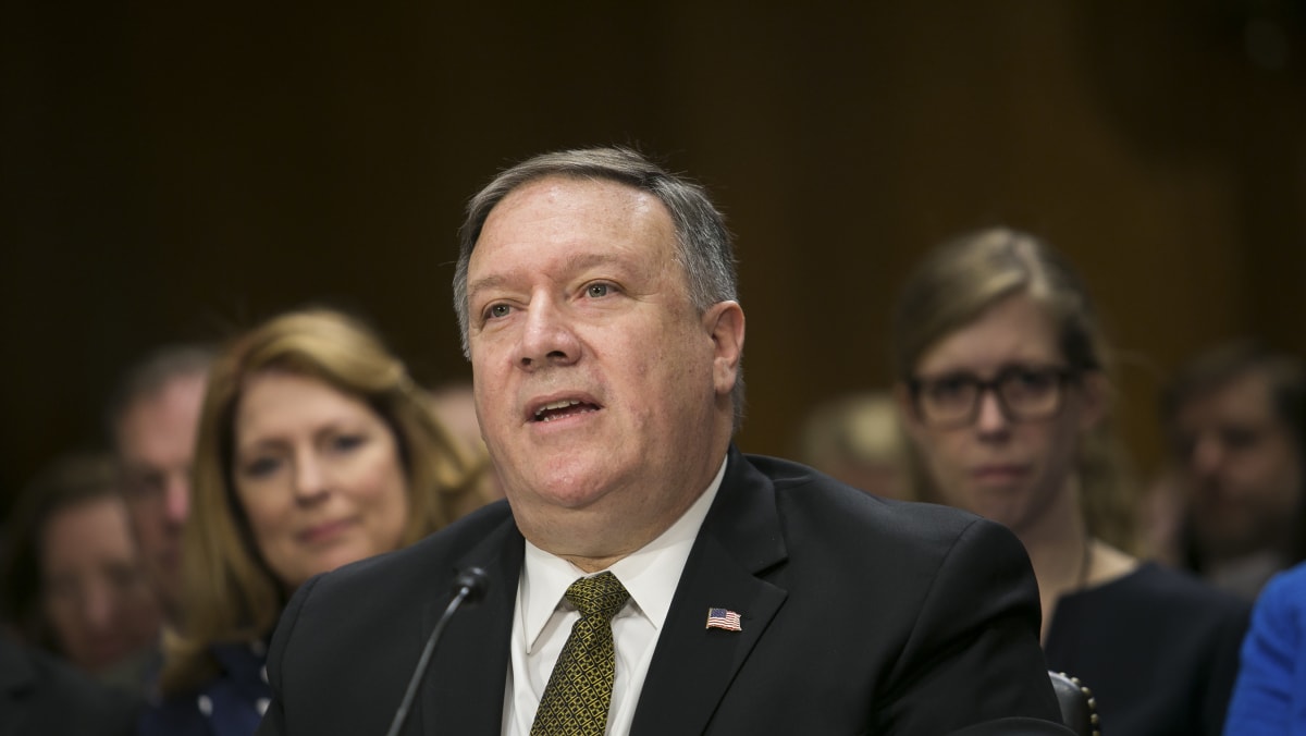 After late vote switch, US senate panel approves Pompeo for Secretary ...