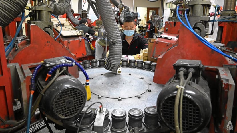 How the Singapore Mint makes commemorative coins - CNA