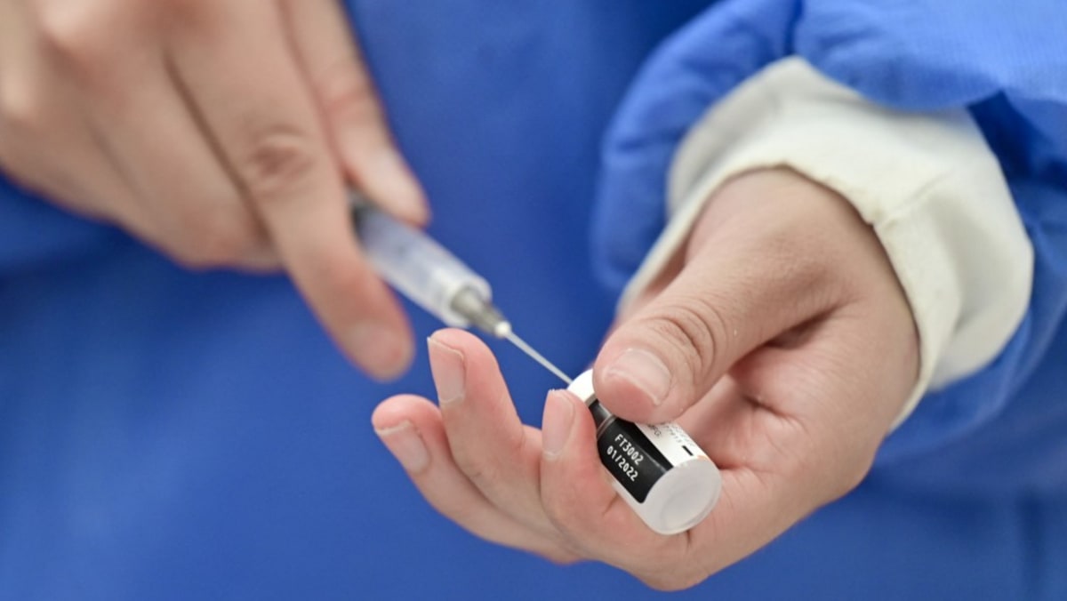 Bivalent Pfizer-BioNTech Covid-19 vaccine jabs available to those aged ...