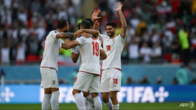 庆祝世界杯第二轮比赛获胜 伊朗释放700多名囚犯 - 8world