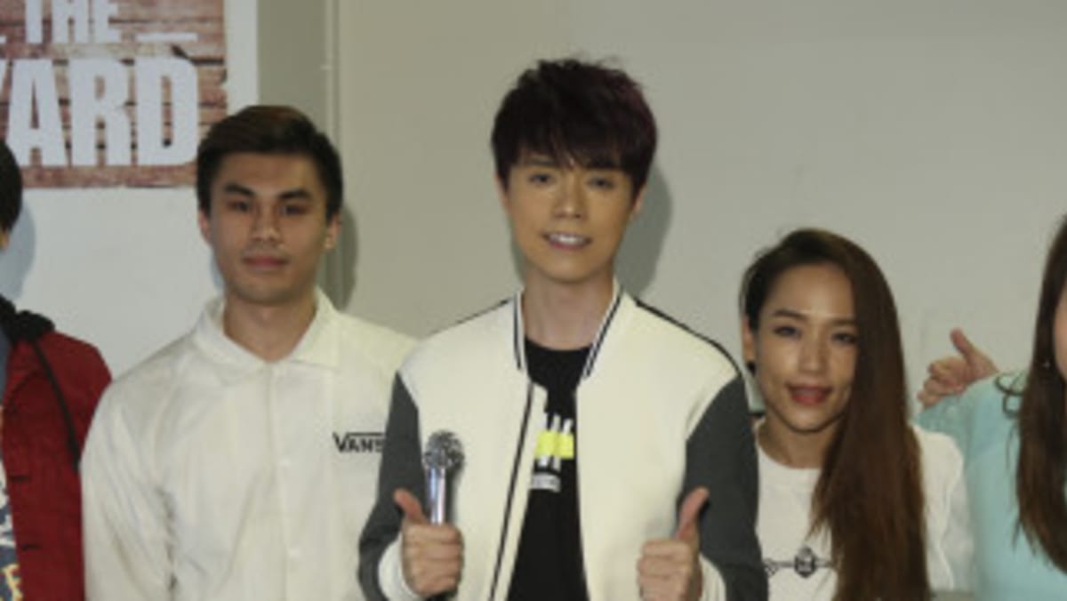 Hins Cheung Promises to Ward Himself Before Concert in Macau - 8days