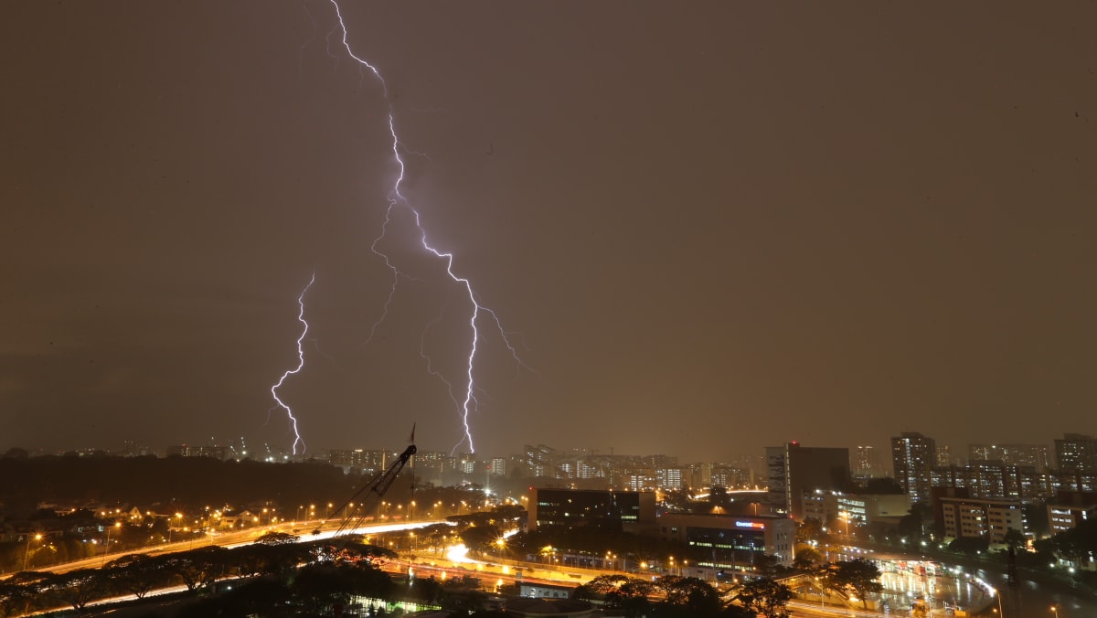 Thundery showers, frequent lightning expected in first half of April ...
