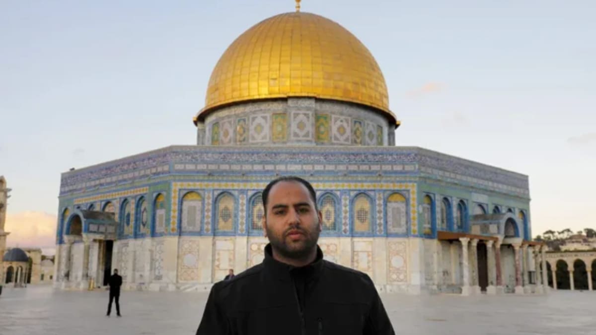 Inilah muazzin terbaru Masjid Al-Aqsa yang meneruskan tradisi 500 tahun ...
