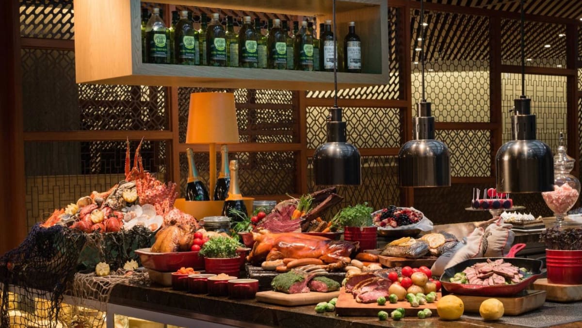 Edge buffet restaurant at Pan Pacific Hotel suspended after 16 diners fall ill - CNA