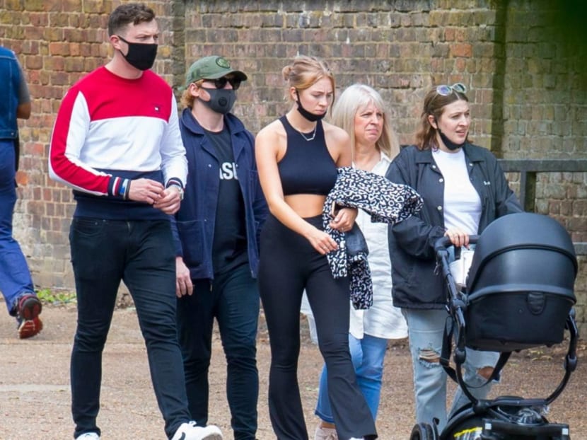 Rupert Grint Makes Instagram Debut With Picture Of Baby Daughter ...