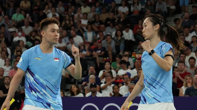 我国羽球夫妻档许永凯和陈薇涵出师不利 不敌马国组合 - 8world