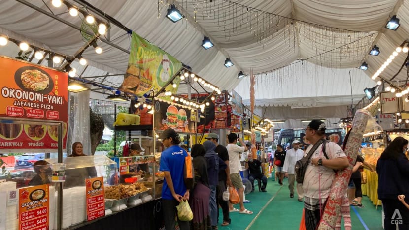 High rent, stiff competition: Geylang Serai Ramadan bazaar stallholders ...