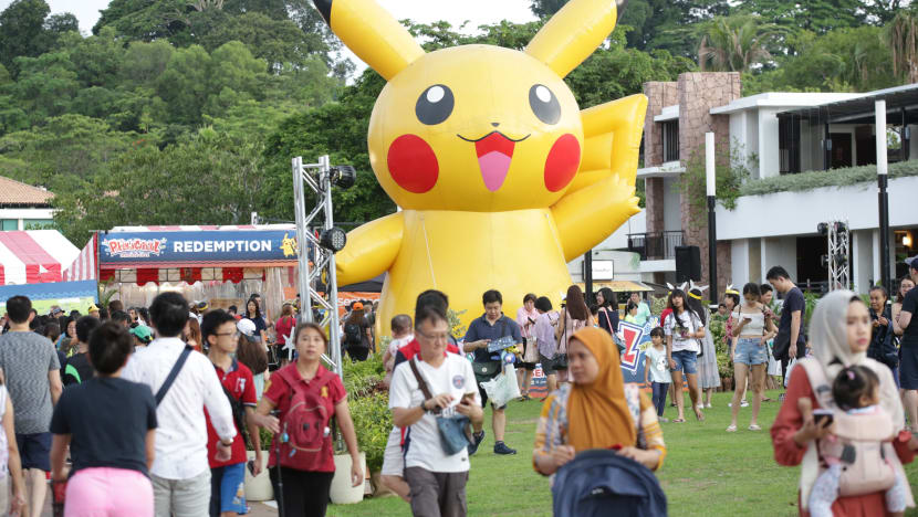 13 Photos From The Pokemon Carnival, Where Giant Lapras And Pikachu ...