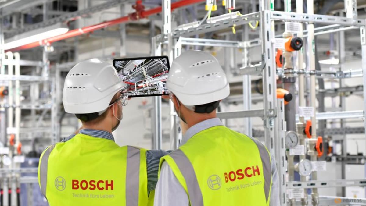 Bosch to invest additional 250 million euros in chip production ...
