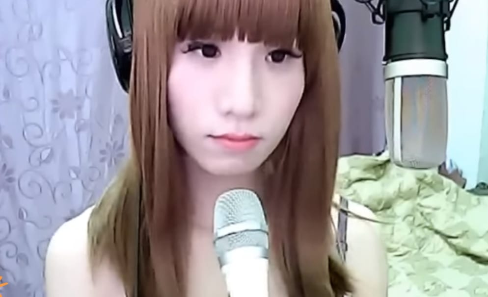 Taiwanese Trans Youtuber Ala Shares Pre & Post-Surgery Photos; Netizens ...