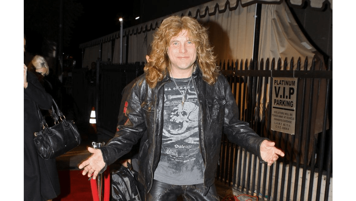 Steven Adler dismisses reunion rumours - 8days