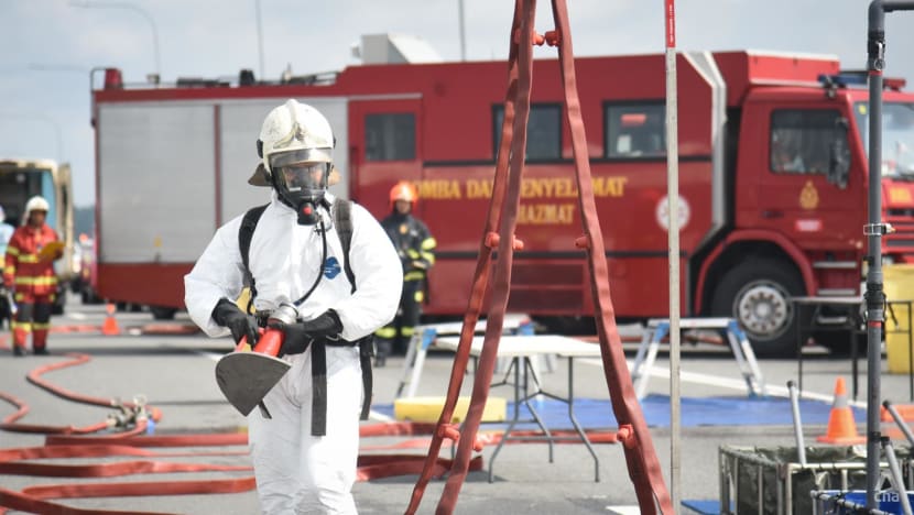 How a chemical spill on the Tuas Second Link gets contained - CNA