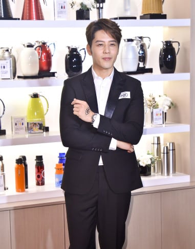 George Hu Attends Commercial Activity In Taipei - 8days