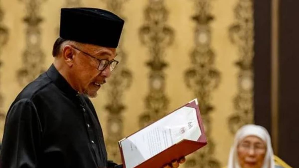 Sultan Johor, Tunku Ismail ucap tahniah kepada Anwar Ibrahim - BERITA ... Sultan Johor, Tunku Ismail ucap tahniah kepada Anwar Ibrahim - BERITA ...