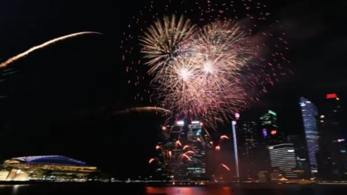 5 lokasi untuk anda nikmati pertunjukan bunga api 9 Ogos - BERITA Mediacorp