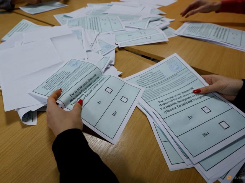 Ukrainian men flee Russian-held areas amid annexation votes - TODAY Ukrainian men flee Russian-held areas amid annexation votes - TODAY