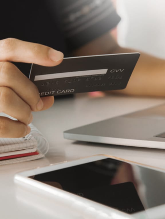 Key reason people pile up heavy credit card debt is false belief they ...