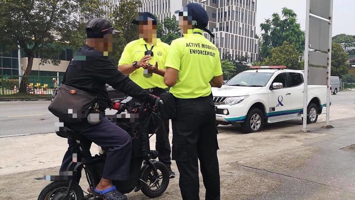 E-scooter ban on footpaths to extend to all motorised PMDs under ...