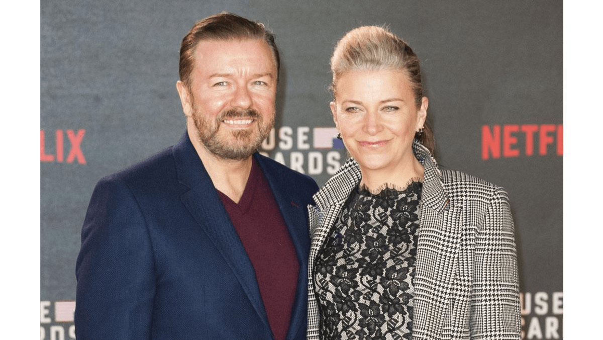 Jane Fallon accepts she's known as Ricky Gervais' girlfriend - 8days