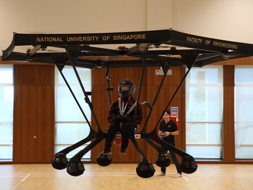 NUS team builds personal flying machine - TODAY