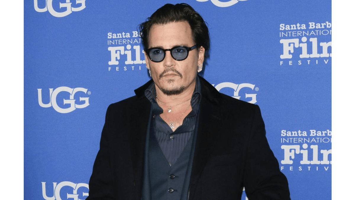 Johnny Depp 'spent $30,000 a month on wine' - 8 Days