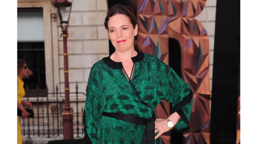 Olivia Colman Put A Sponge Between Her Legs During Sex Scenes 8days
