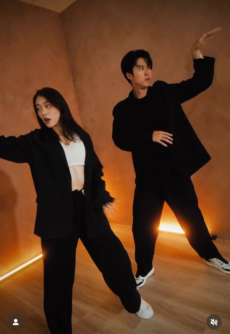 Insta-Buzz: What The Stars Were Up To This Week - 8days