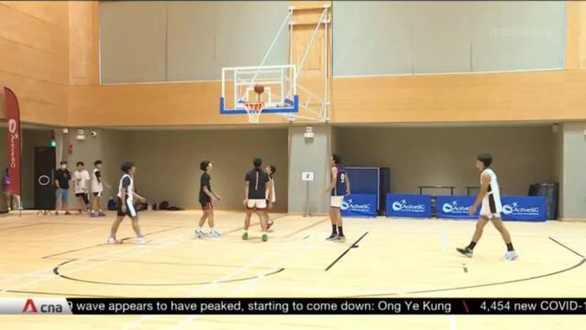 New sports hall opens at Bukit Canberra integrated hub | Video - CNA