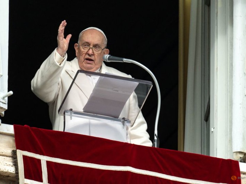 Recovering pope reads prayer from Vatican window, visits Rome church ...