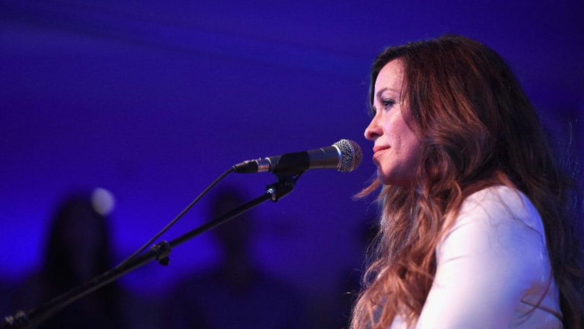 Singer Alanis Morissette says former manager stole millions from her ...