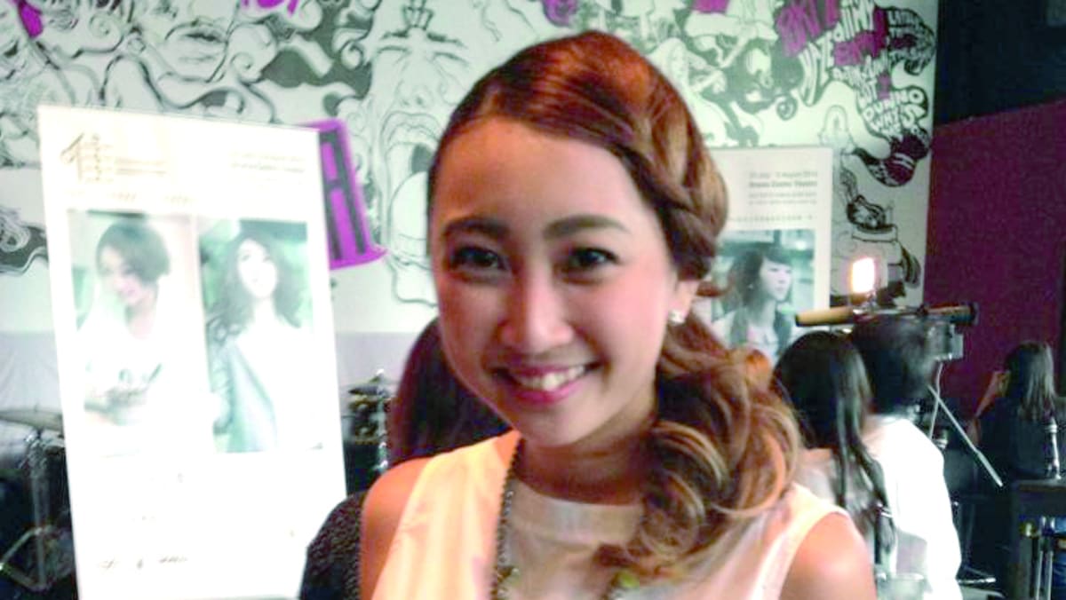 Singer Chriz Tong ups the ante - TODAY