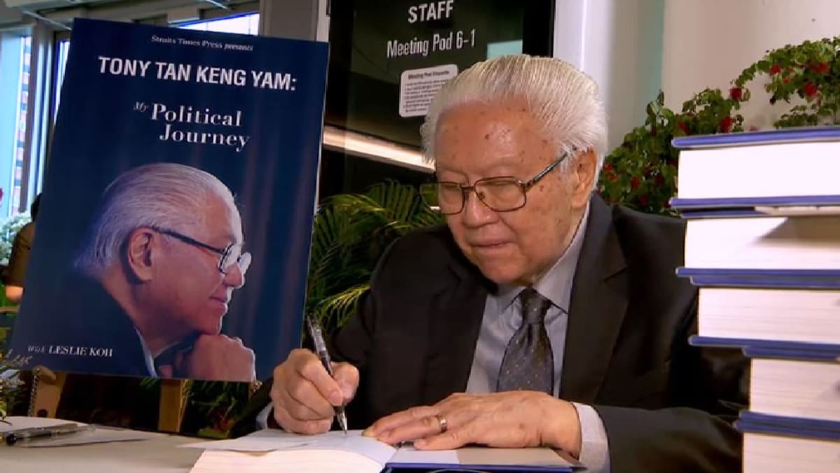 Dr Tony Tan lancar buku pertama; bentang kisah di balik tabir perjalanan politiknya - BERITA ...