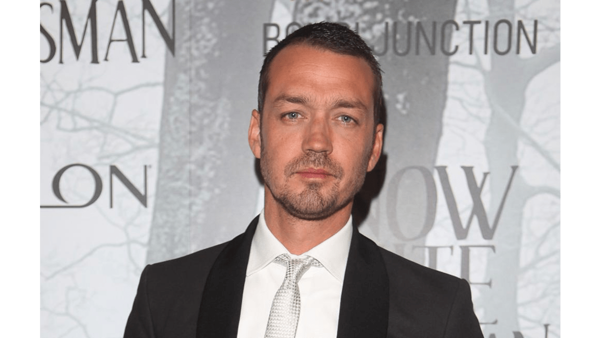 Rupert Sanders heaps praise on Ghost in the Shell star Scarlett ...